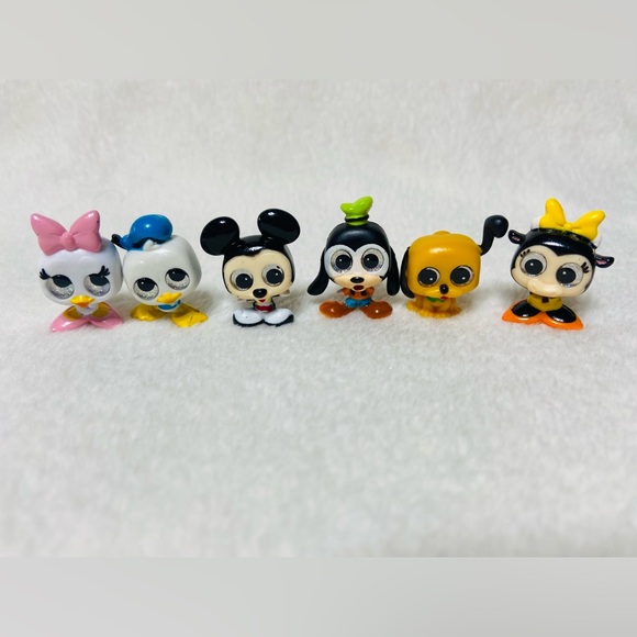 Disney | Toys | Disney Doorables Mickey And Friends Pluto Goofy Daisy ...